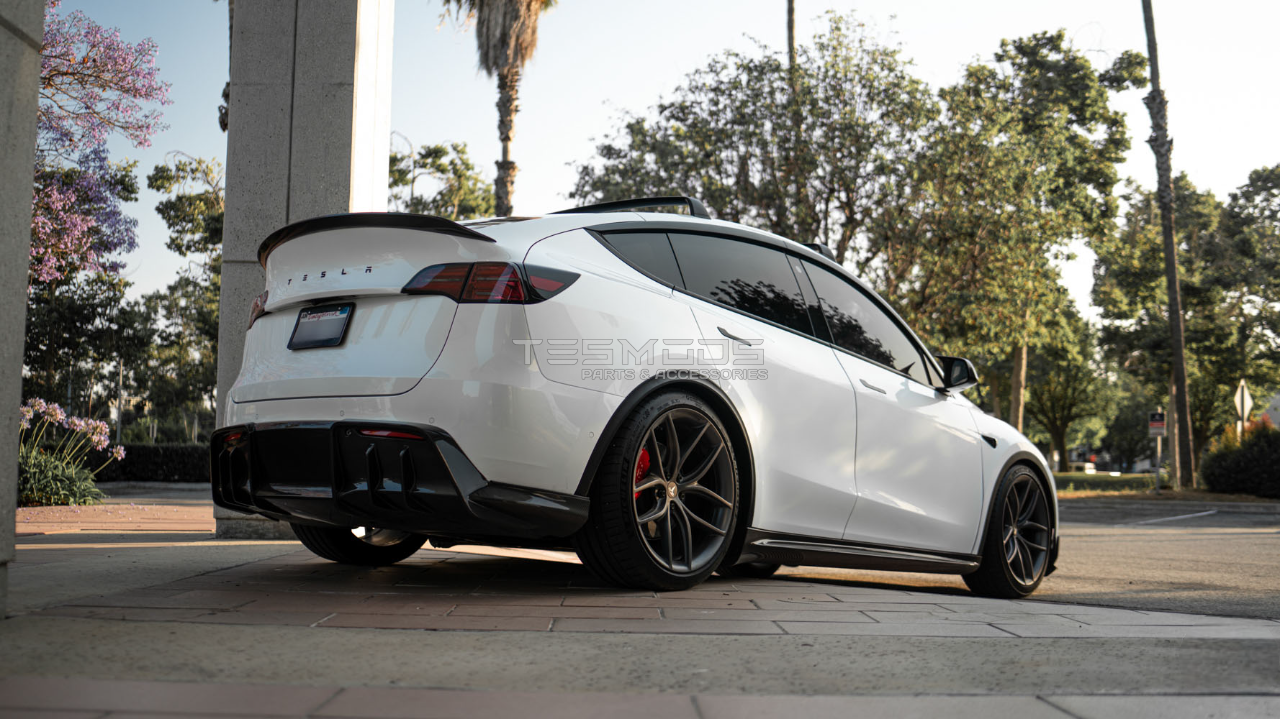 Model Y Performance Body Kit – Genuine Carbon Fiber
